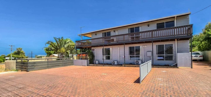 Sunrises Kalbarri, Entire Large Family Home - Kalbarri