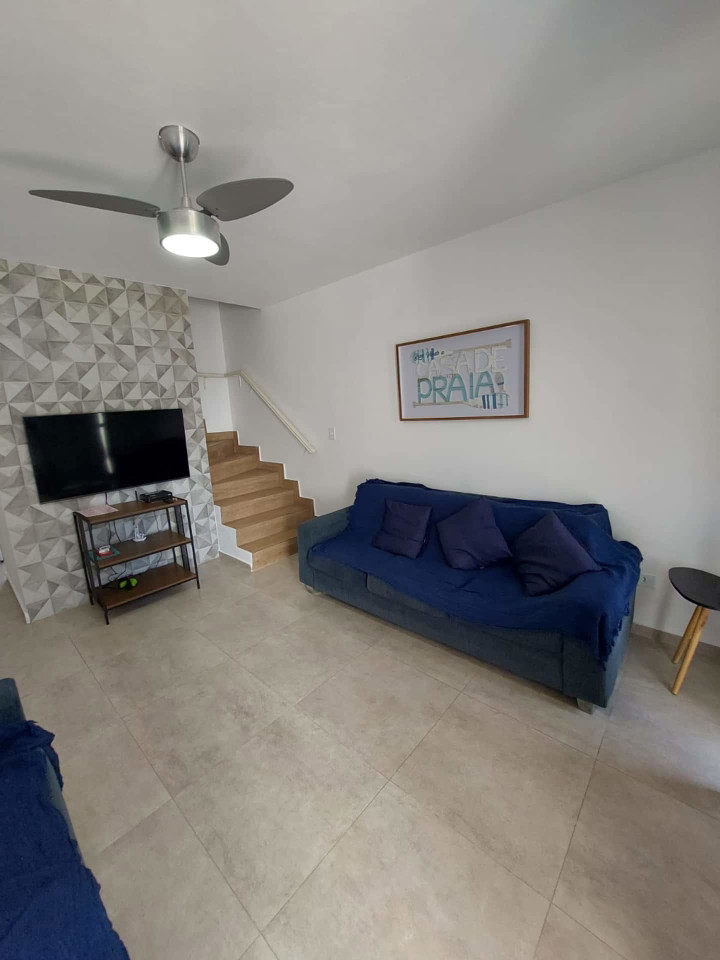 Casa  Em Condomínio Na Martim C/ Ar Condicionado. - Caraguatatuba
