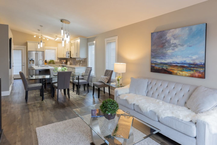 Jadene's Modern Luxury- Immaculate Westside Home - Lethbridge