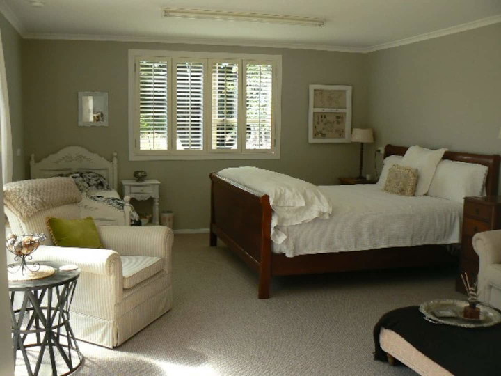 Peaceful Getaway Cabin In A Garden Setting - Masterton