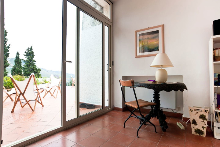 A Terrace Overlooking The Sea... - Sperlonga
