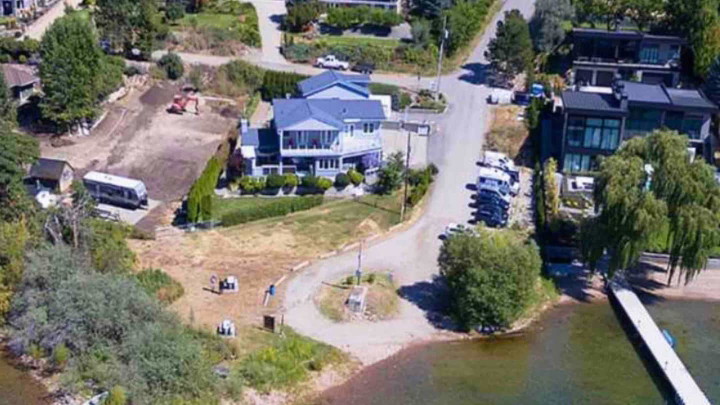 Gable Beach Getaway 2 Bedroom Coach House - Lake Country