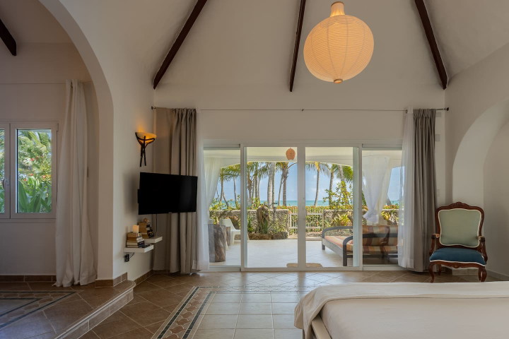 Playa Bonita Beach House - Truly Oceanfront! - Dominican Republic