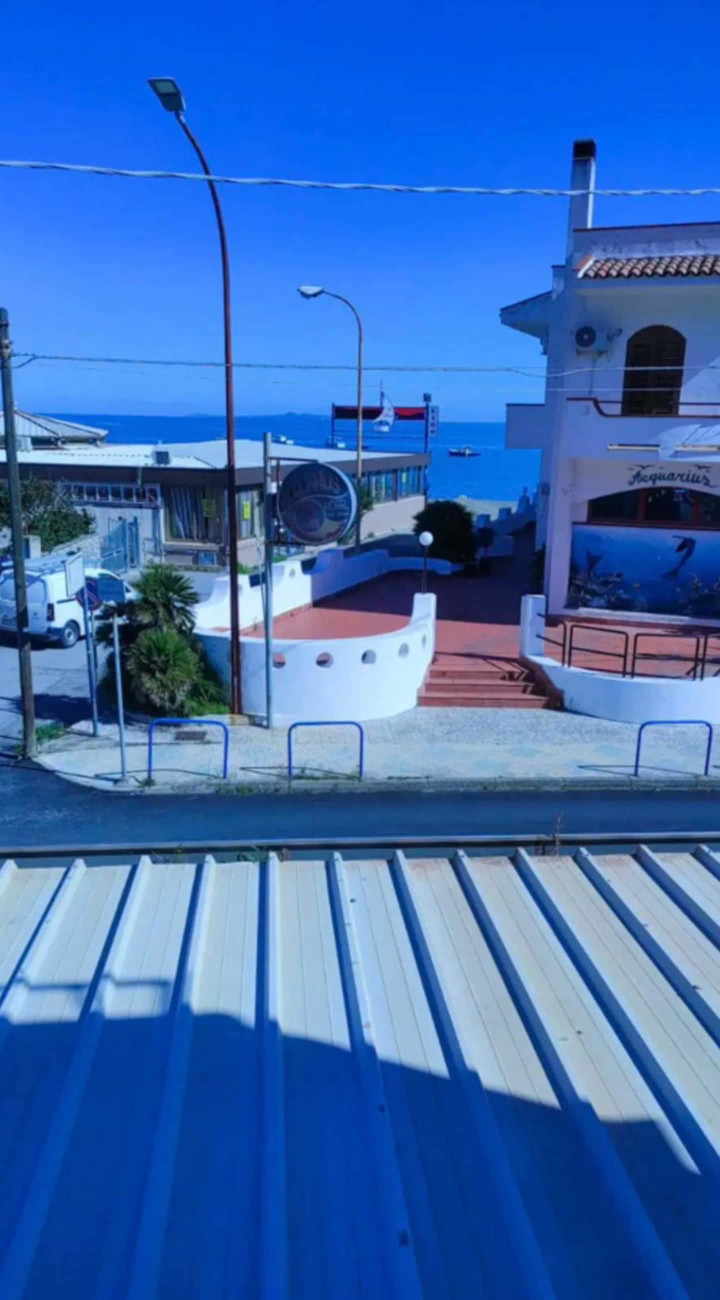 Appartamento Fronte Mare. - Oliveri