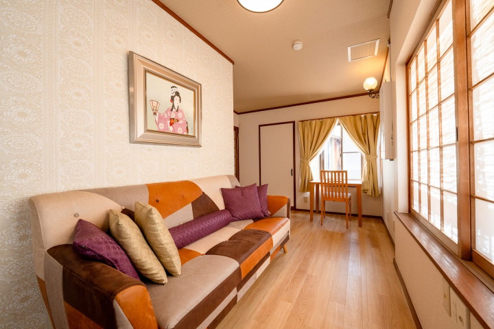 New In Gion And Miyagawasuji | 3 Bedroom Retro Townhouse | Renovated | Private Rental - Kioto