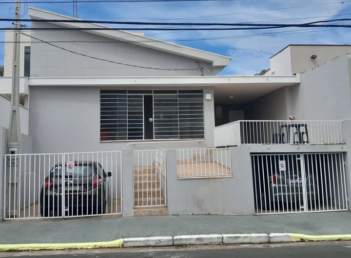 Casa Completa Com Varanda Prox. Centro De Itu - Itu