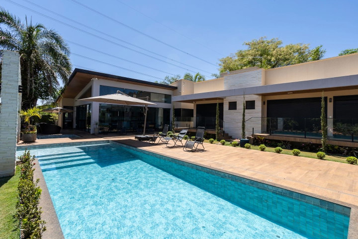 Chácara Com Piscina, Hidro E Lago Em Trindade - Go - Goiânia