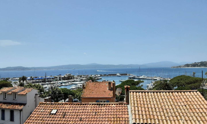 Appart Toit Terrasse Vue Mer 4/6p. Sainte-maxime - Sainte-Maxime