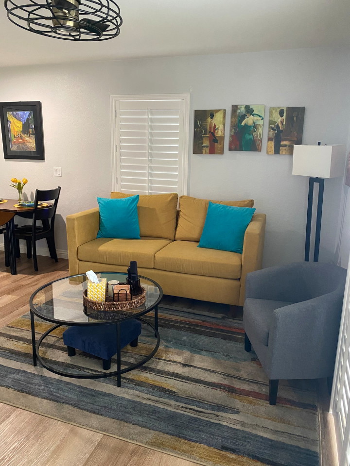 Cozy Home, Away From Home! - Corona, CA