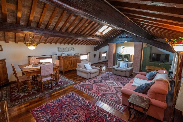 Bright Historic Attic In The Center - Bassano del Grappa