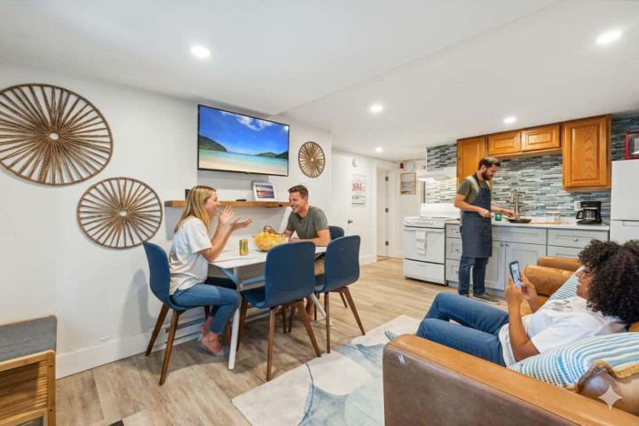 Across From Beach | Renovated | Parking - Hampton Beach, NH