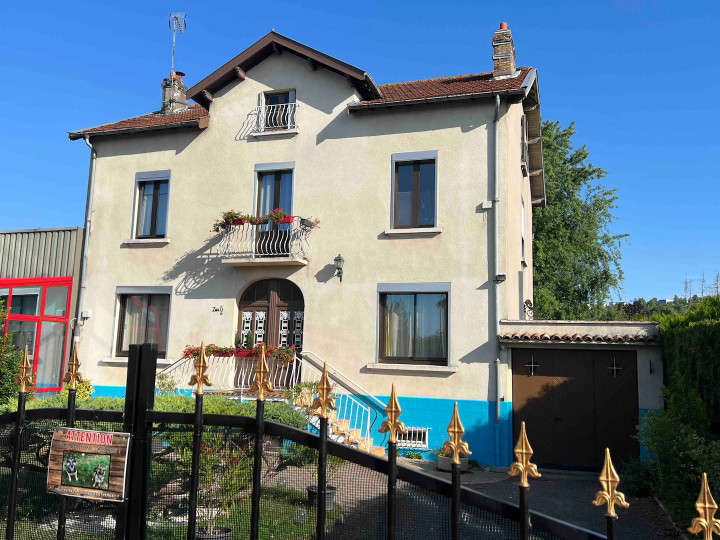 Appartement Indépendant Dans Une Maison Bourgeoise - Lorraine
