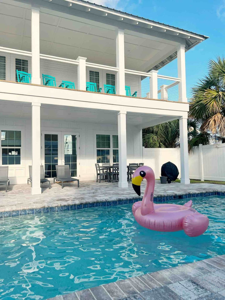 5 Bedroom Plus Loft! Private Poo! - Panama City Beach, FL
