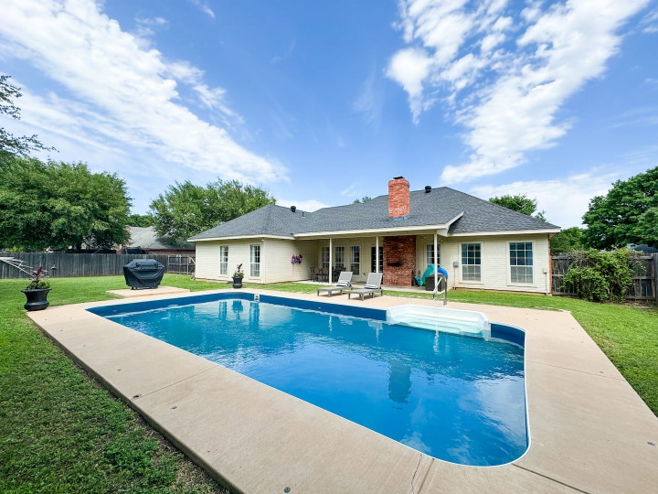 Peaceful Home With Pool! By Acu - Abilene