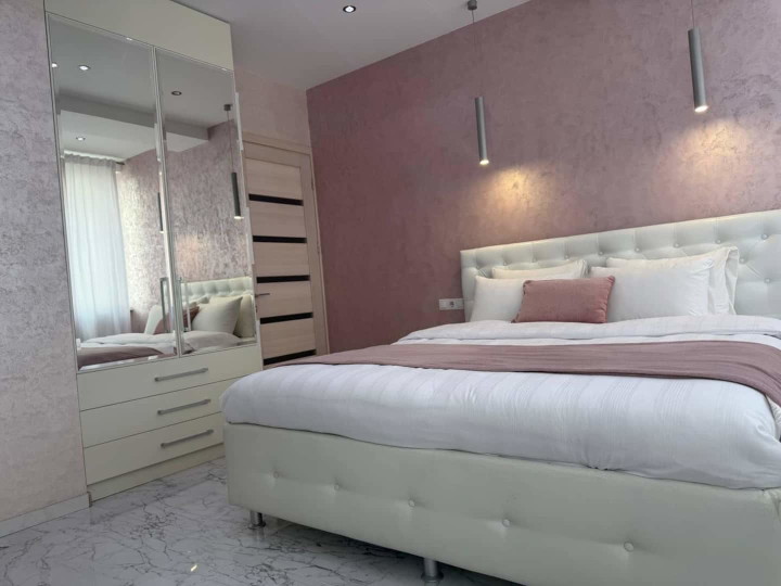 Sky High Living- Modern 1-bedroom Retreat - Chișinău