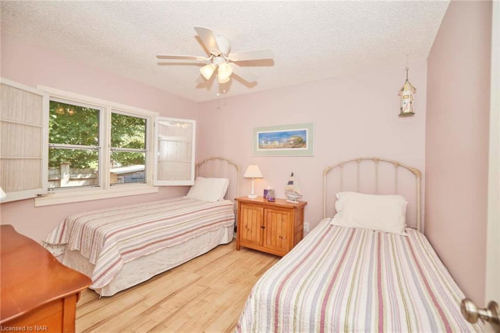 Chalet De 2 Chambres En Bord De Mer à Crystal Beach, On - Crystal Beach