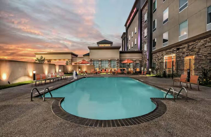 Near Texas State | Pool. Dining + Free Parking - San Marcos, TX