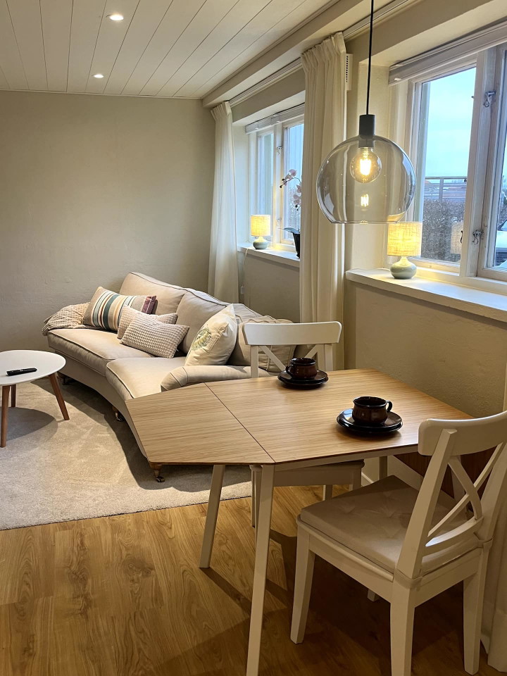 Central Lägenhet Med Parkering - Strömstad