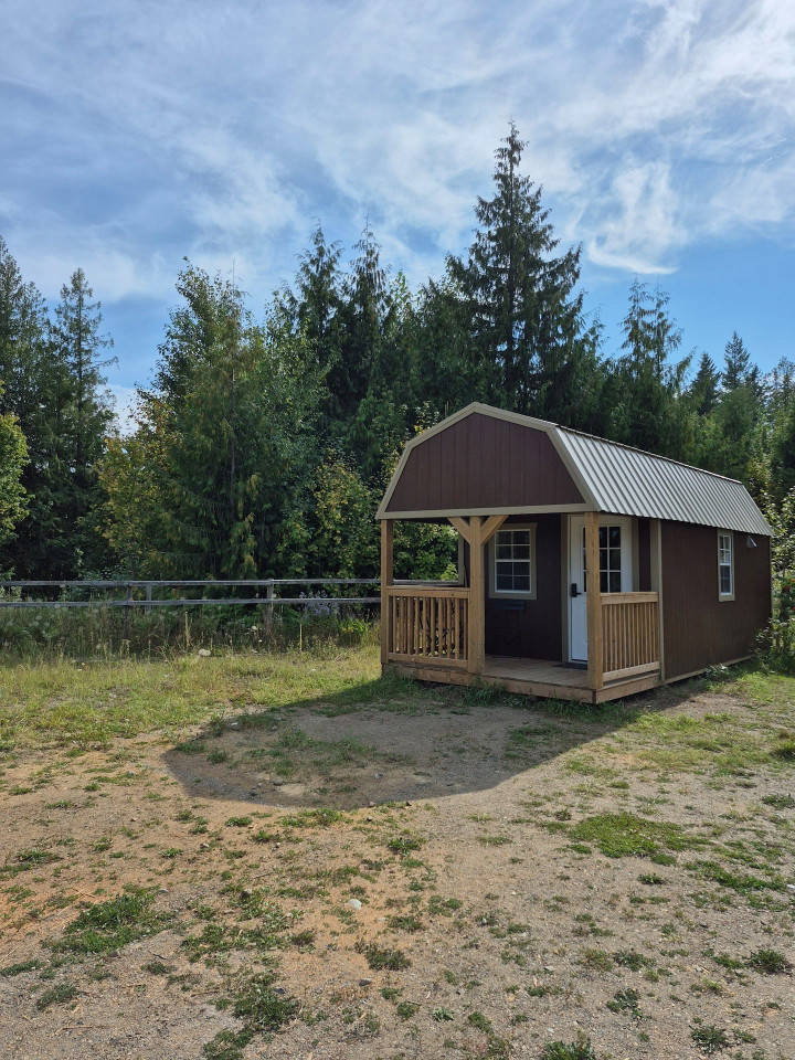 Vin & Yang Alpaca Farm - Zen Den - Enderby