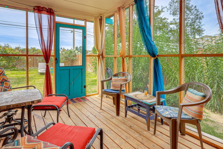 New Mexico Cottage: Private Yard & Hot Tub - Truth or Consequences, NM