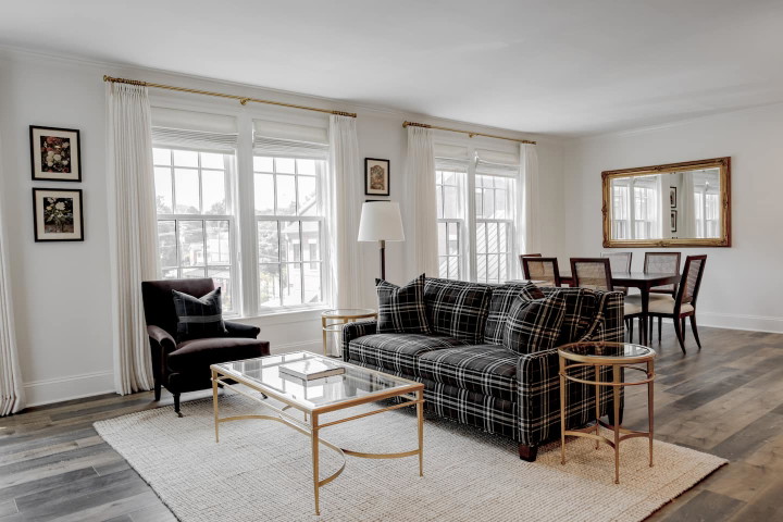 Private Luxury 2-br Condo In Historic Leesburg - Leesburg, VA
