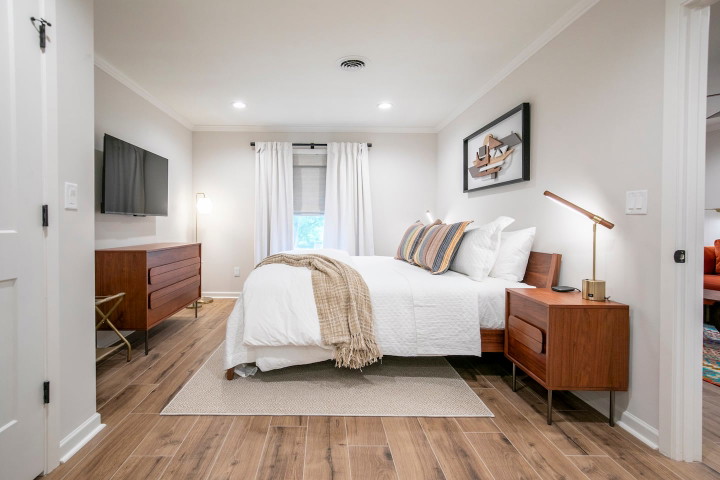 The Square #1, 6mi - Campus By Velvet Ditch Villas - Oxford, MS