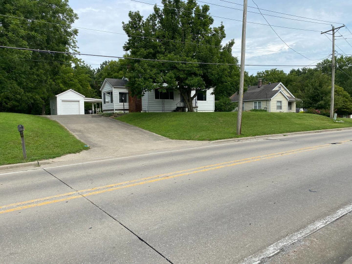 Belleville Home Close To St Louis And Safb - Belleville, IL