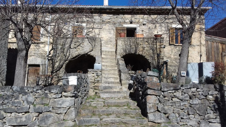 Maison De Caractère Au Coeur De La Corse Rurale - Corte