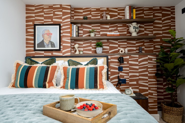 Camden Town | Central Room - Central London