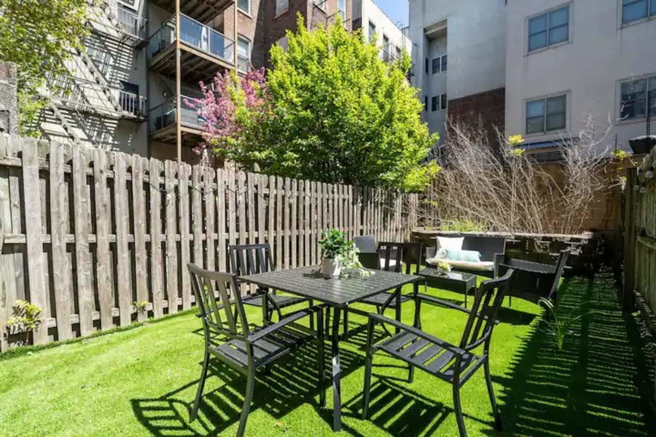 Centrally Located Apartment W/ Yard - Hoboken, NJ