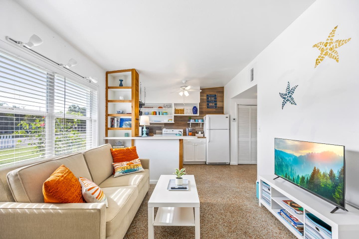 Beachside Cottage 372-walk To Beach! - Cocoa Beach, FL