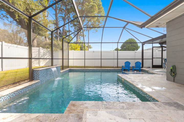 Seminole Home | Mins To Beach | Heated Pool - North Redington Beach, FL