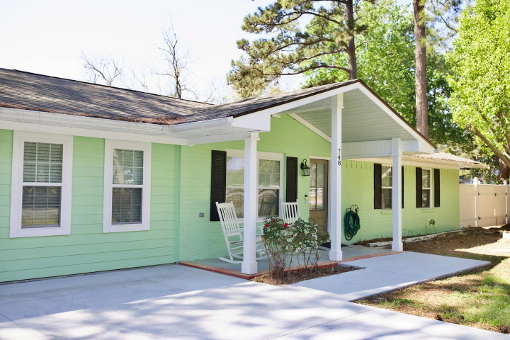 The Mint House Getaway/pool - Port Royal, SC
