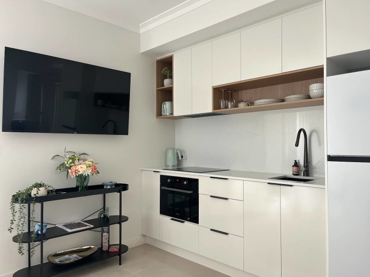 Birdie Island - Brand New Couples Studio - Yallingup