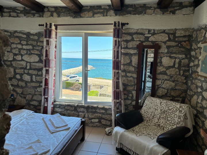 Beachfront Villa Casa Marii, 5 Rooms With Seaviews - Romania