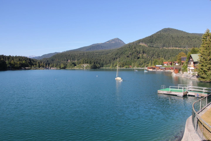 Vacation Home On Lake Walchen With Garden By The Lake - Walchensee
