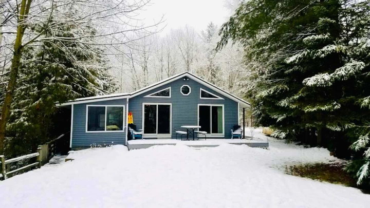 Beautiful 2br+loft Cottage With Amazing Views! - Michigan