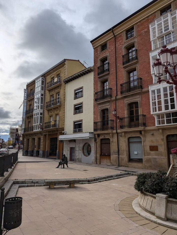 Le Centre. - Casalarreina