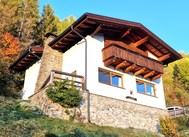 Wonderfully Situated Chalet In The Alps - Fiss