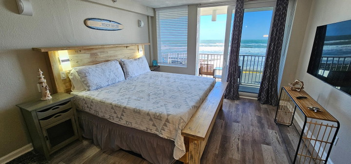 Cozy Condo In Daytona Beach - Daytona Beach, FL