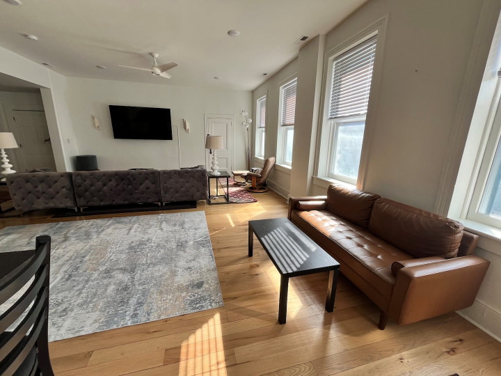 Historic E Market Loft | Jmu & Court Square - Harrisonburg, VA