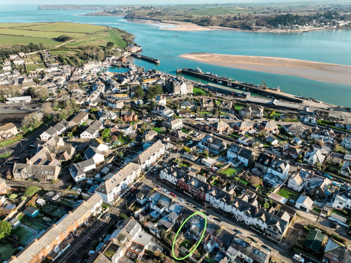 Skylark House Padstow, Victorian Townhouse + Sauna - Polzeath Beach