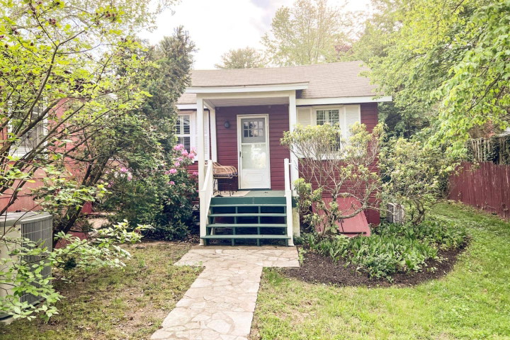 Waterfront River Cottage For 2, Dog-friendly - Maryland