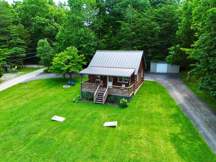 Rustic Cabin Getaway - French Lick, IN
