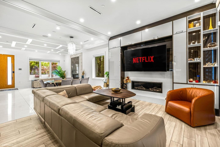 Luxurious 4br| King Bed W/ Jacuzzi+sauna| Rooftop - Vancouver