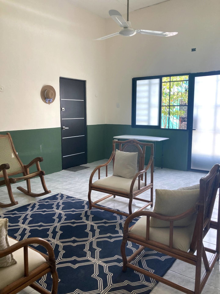 Large Rooms, High Cealings And Living Room Space. - Mérida