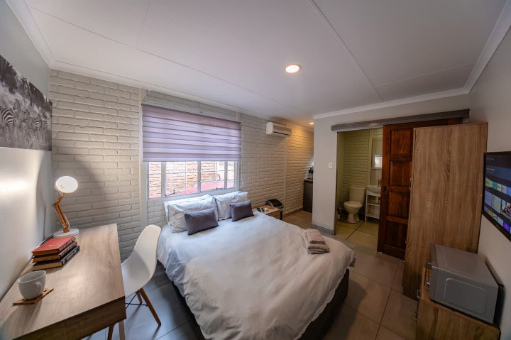 Wilgespruit Manor 1 (With Solar) - Randburg