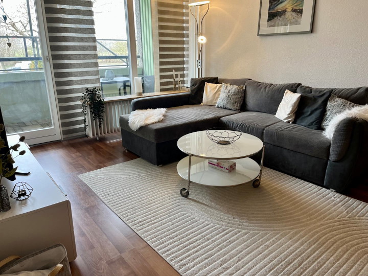 Strandnahe 2-zimmer-wohnung Mit Balkon+parkplatz - Strande