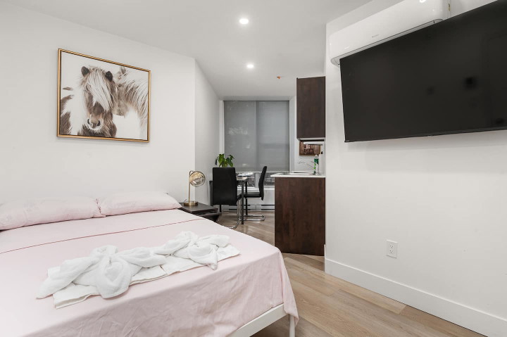 Downtown Hotel Suite Plateau 104 - Laval