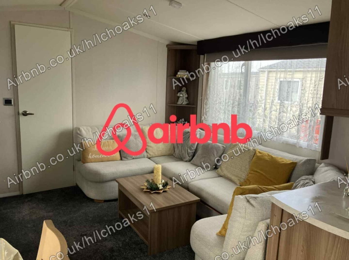 Oaks 11 Spacious 3-bed Caravan No Pets - Porthcawl